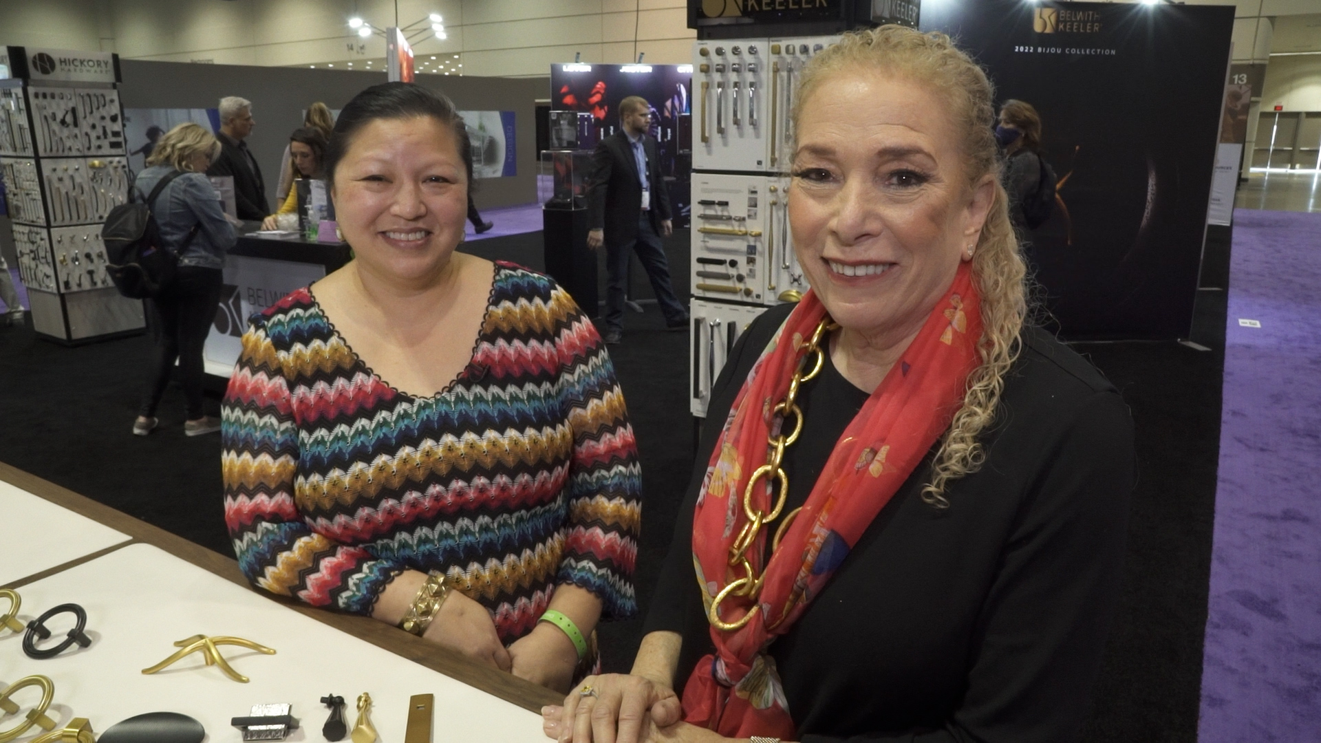 Why Designer Jeanne Chung Adds Bling to Cabinet Hardware | thehome.com